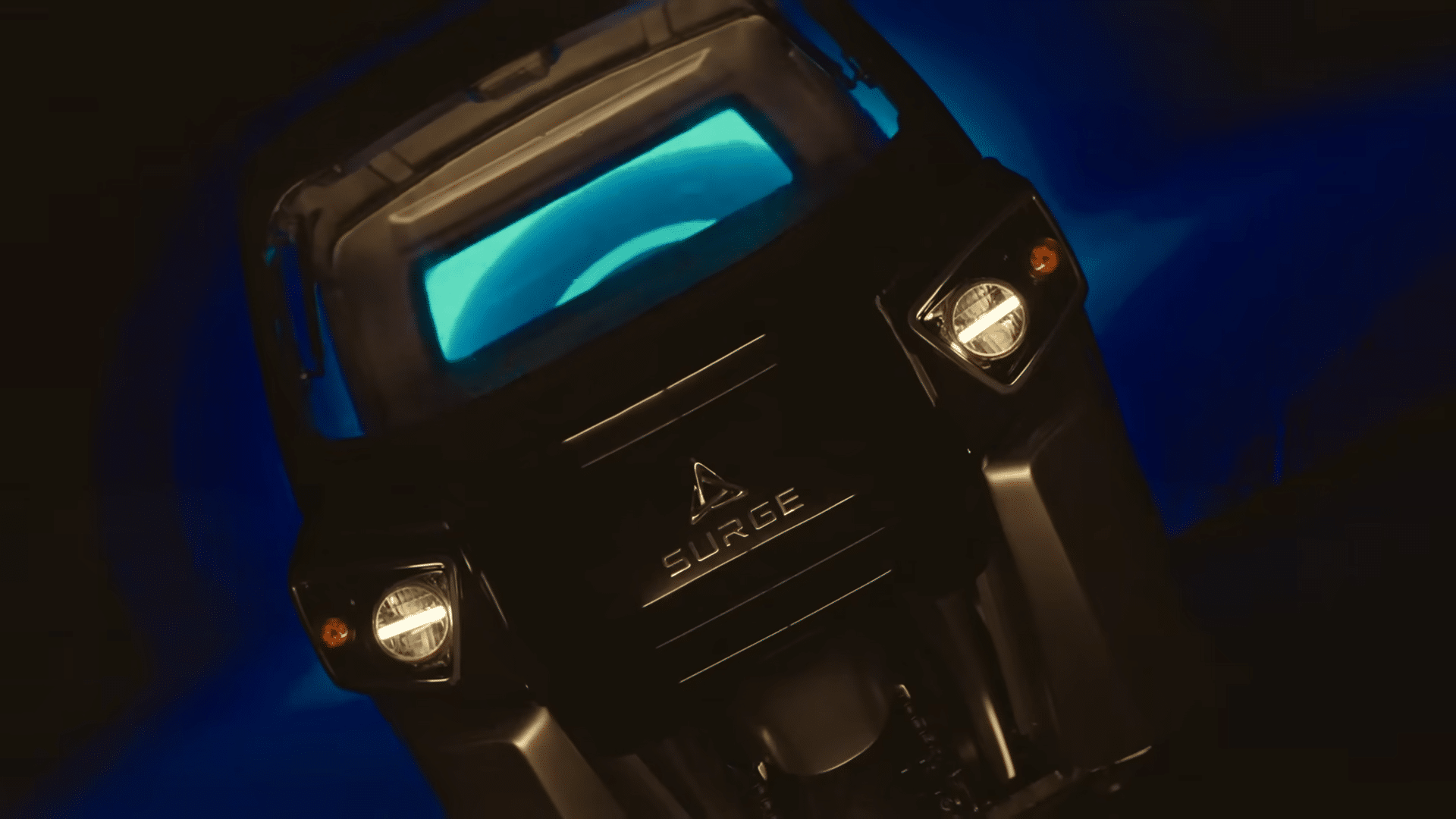 Surge S32 : ce tricycle électrique est aussi un scooter