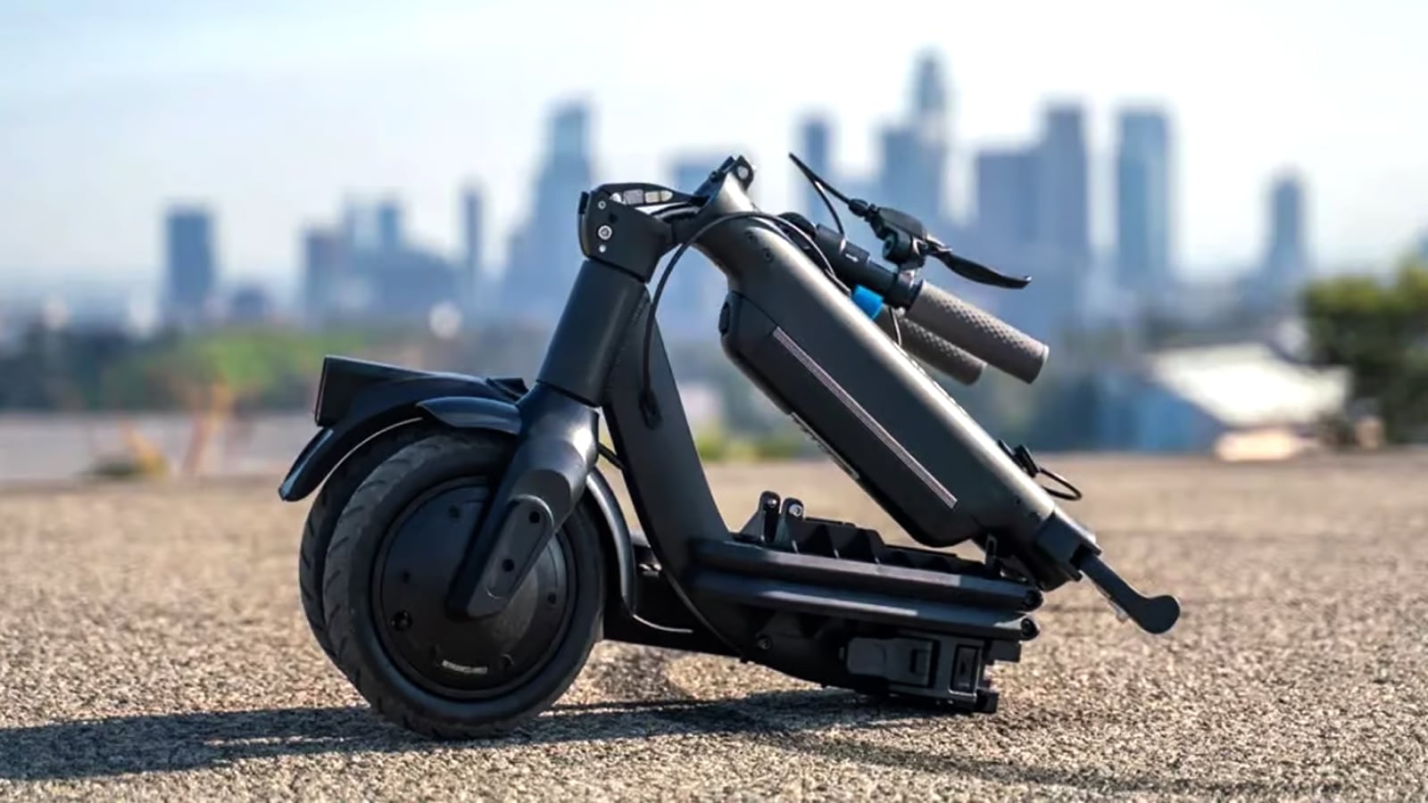 La Riley RS3, la trottinette électrique qui défie toutes les normes de ...