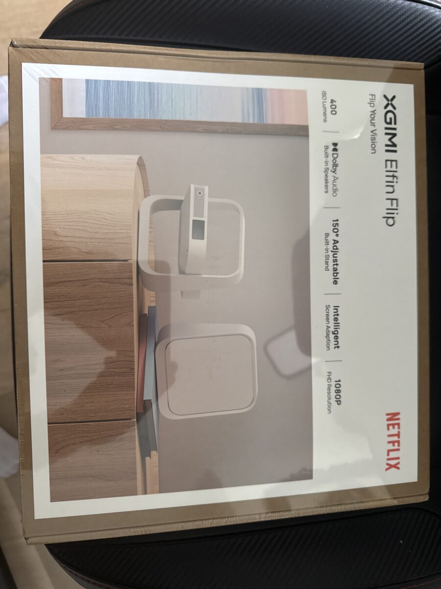 J’ai testé le XGMI Elfin Flip : un mini-projecteur qui envoie du lourd