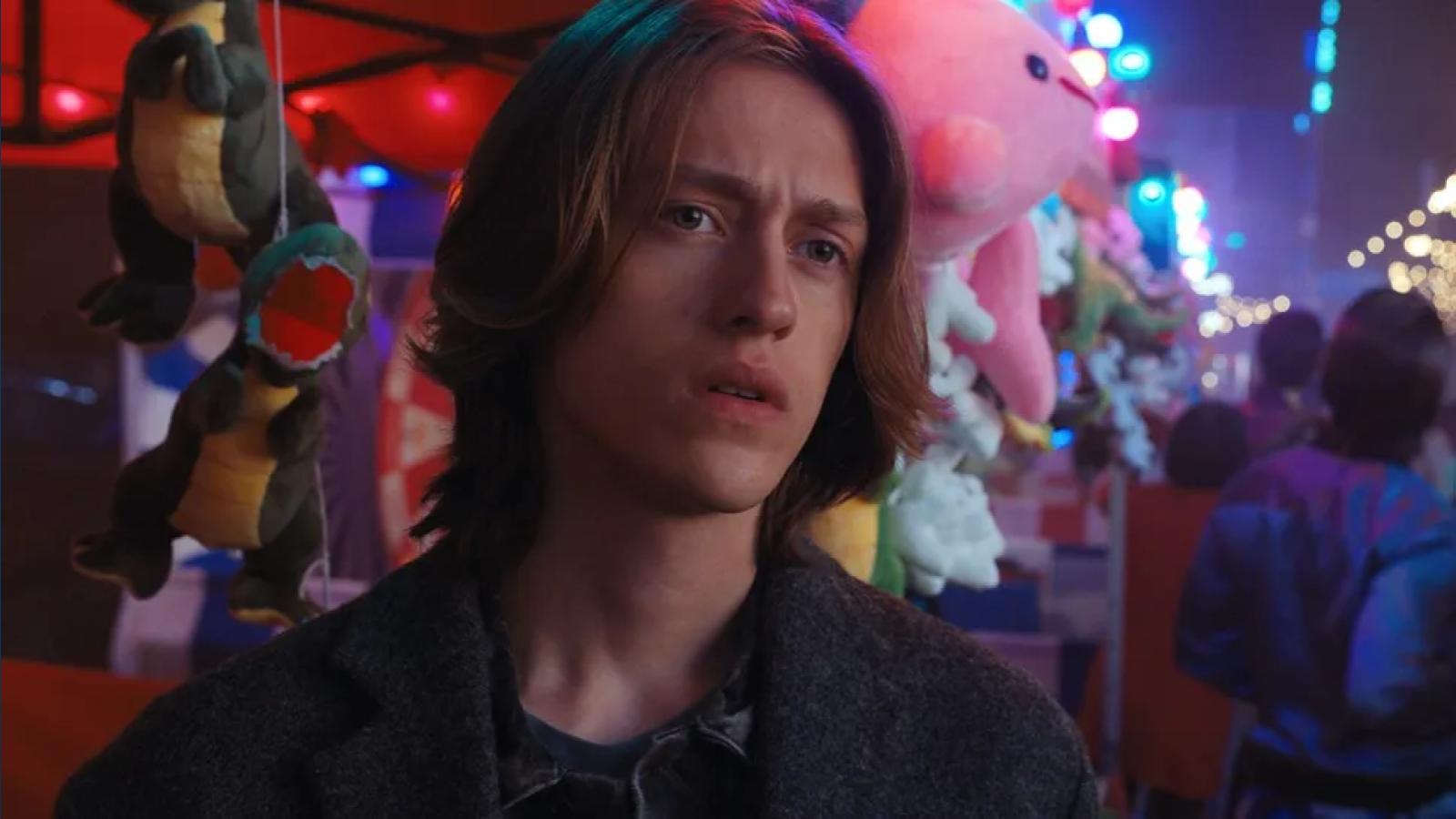 Mercredi : pourquoi Xavier n'est pas dans la saison 2