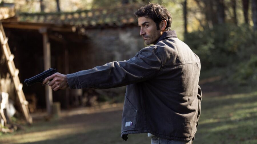 Qui est le traître dans : Le Coucou de cristal saison 1 sur Netflix